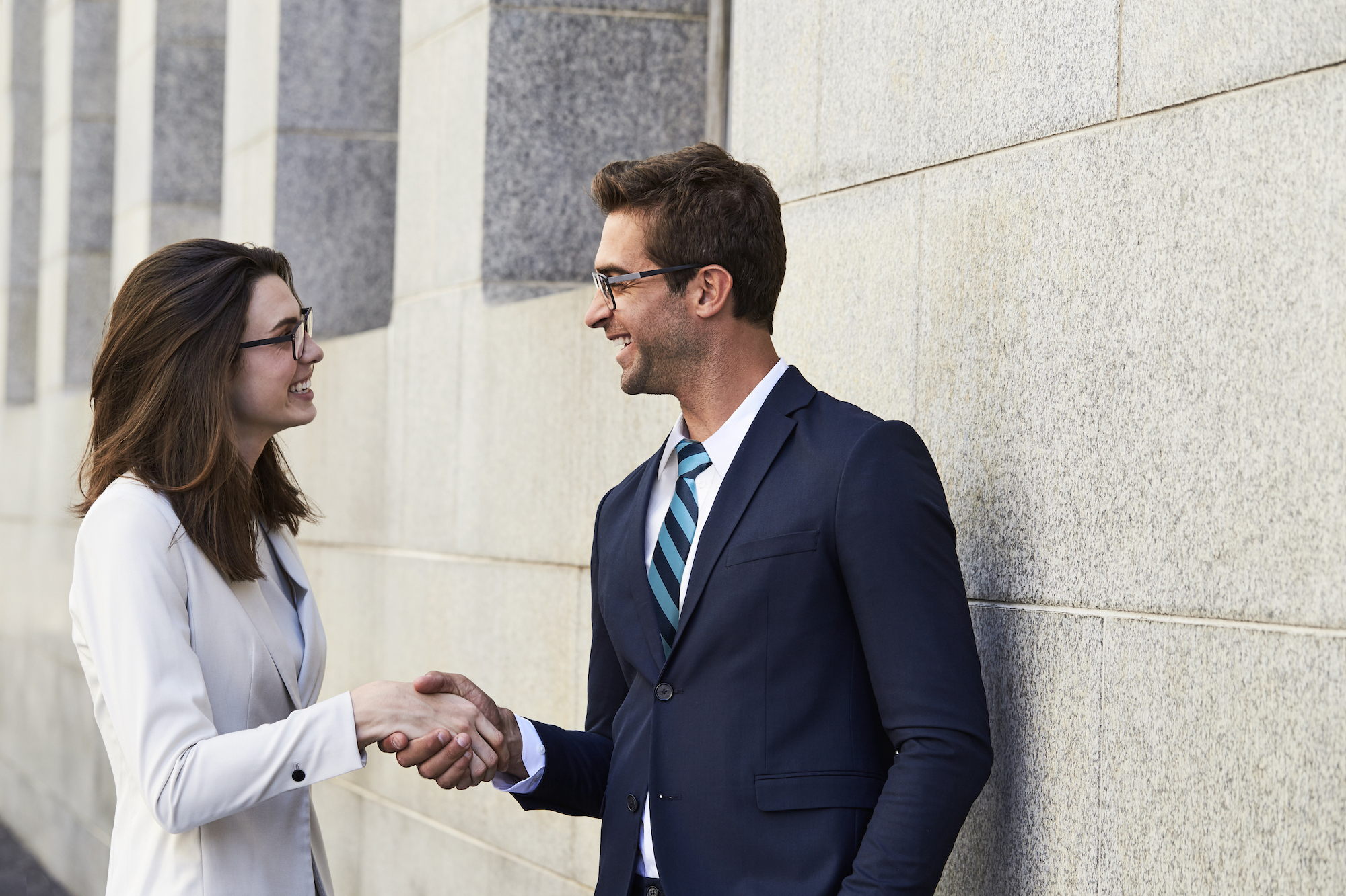 Top 5 Tips to Find the Right Real Estate Agent to Sell Your Home ...