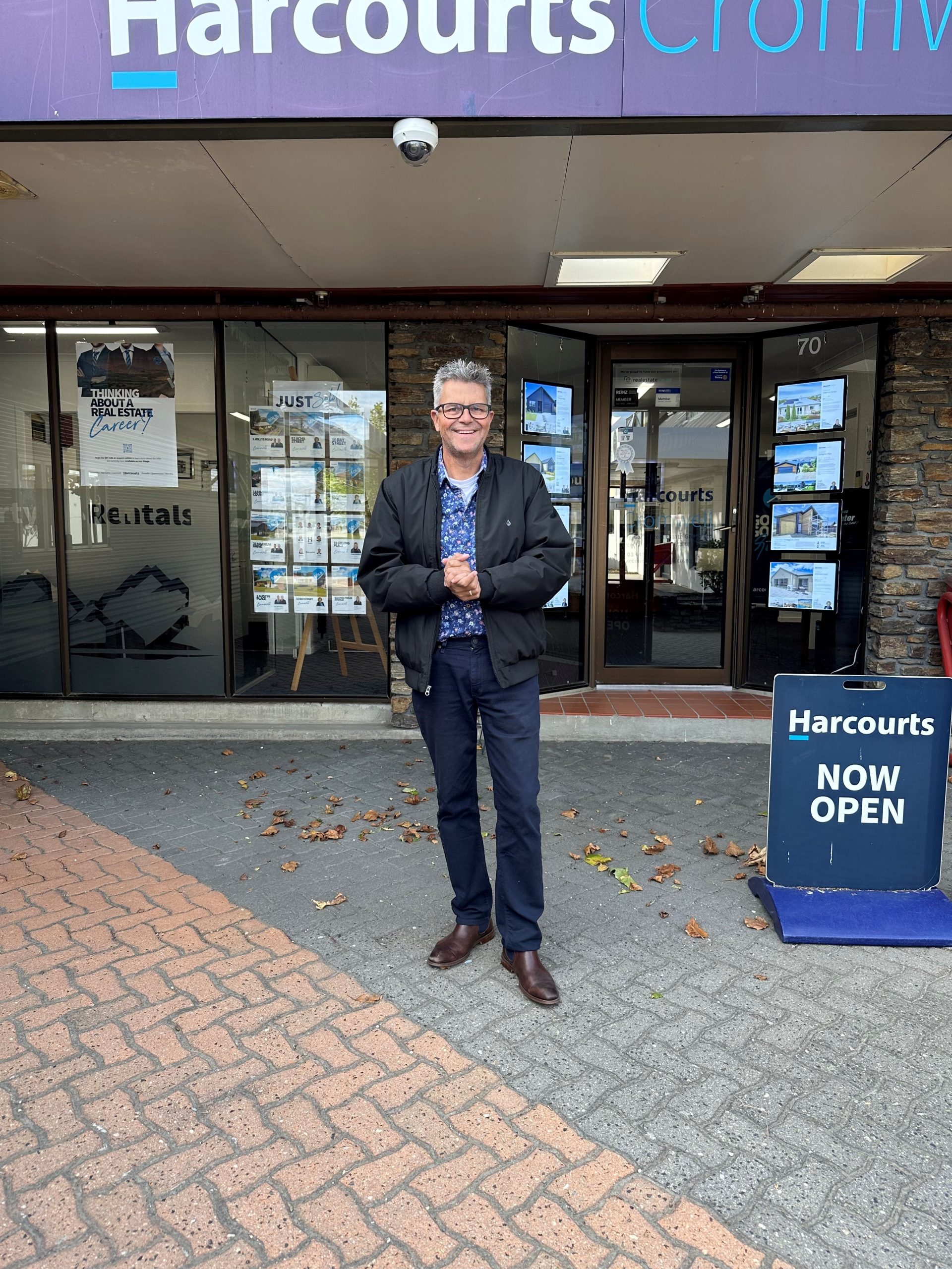 A Small Office Achieving Big Things | Harcourts Alexandra Resources ...