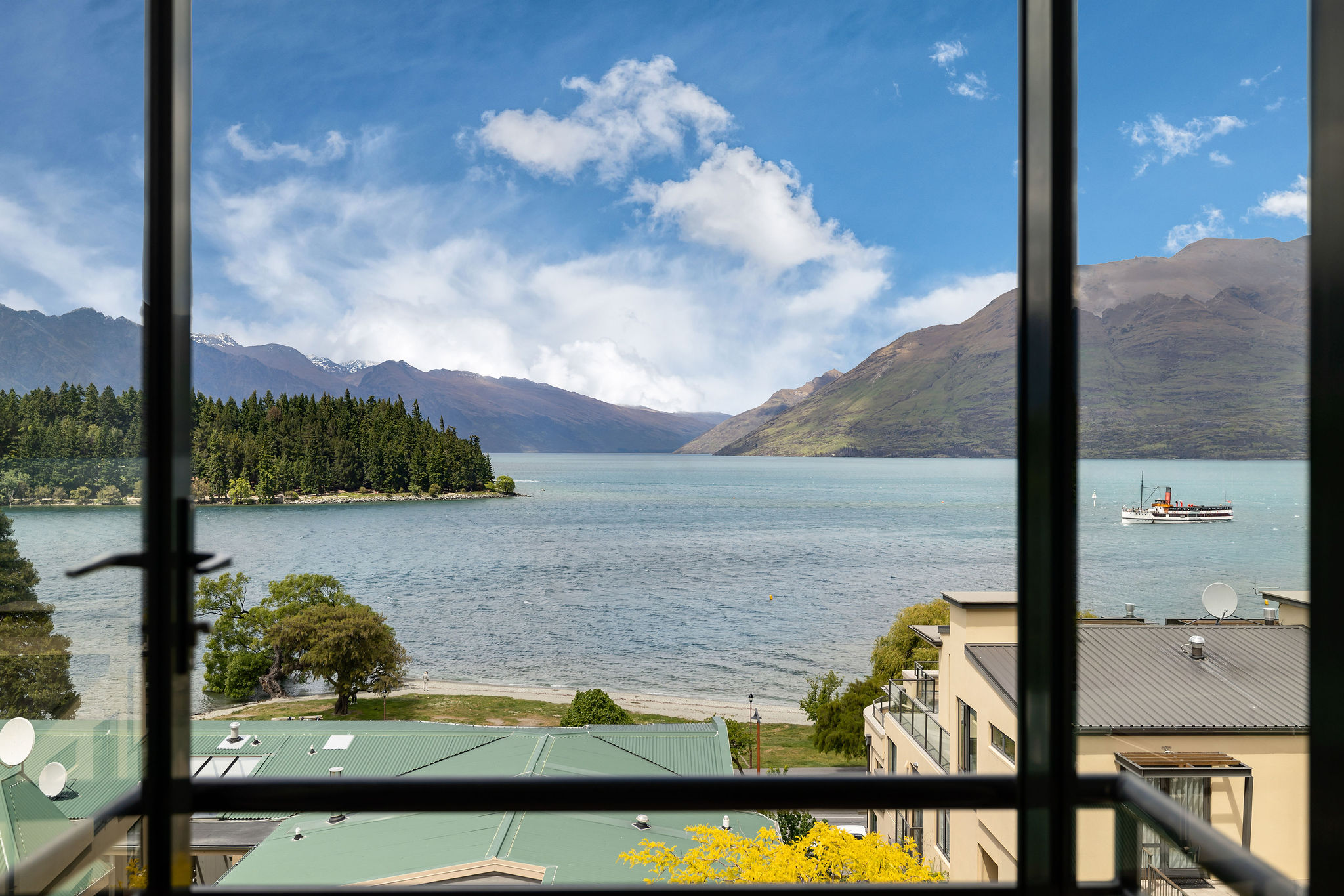 Your Guide To Owning A Slice Of NZ From Overseas | Harcourts Queenstown ...
