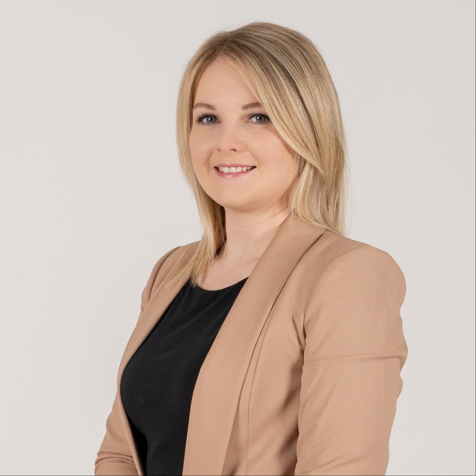Steph Mills - Hamilton Real Estate Team | Harcourts Hamilton