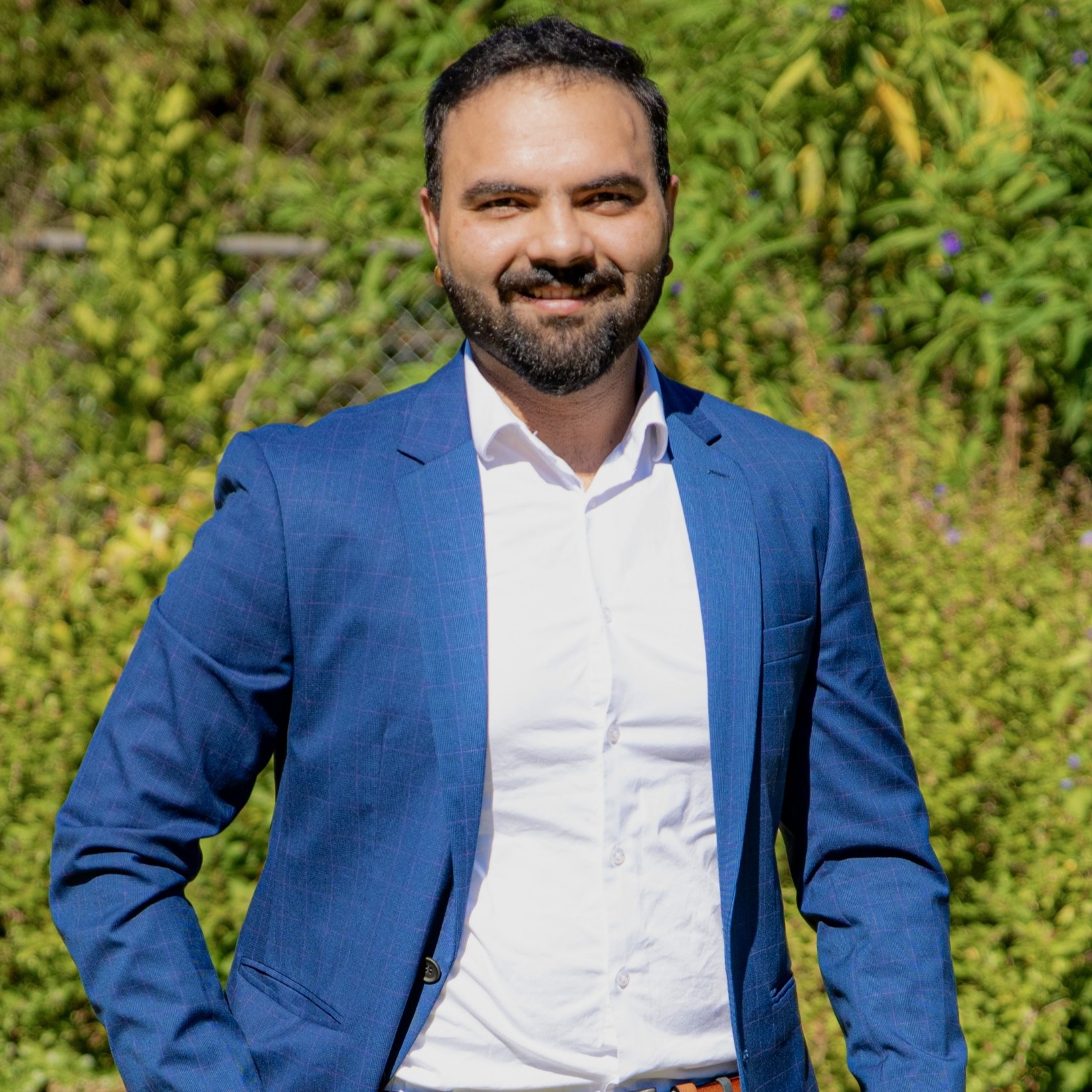 Vicky Rana | Sales Executive Assistant to Manu Singh ( Licensee Agent ...