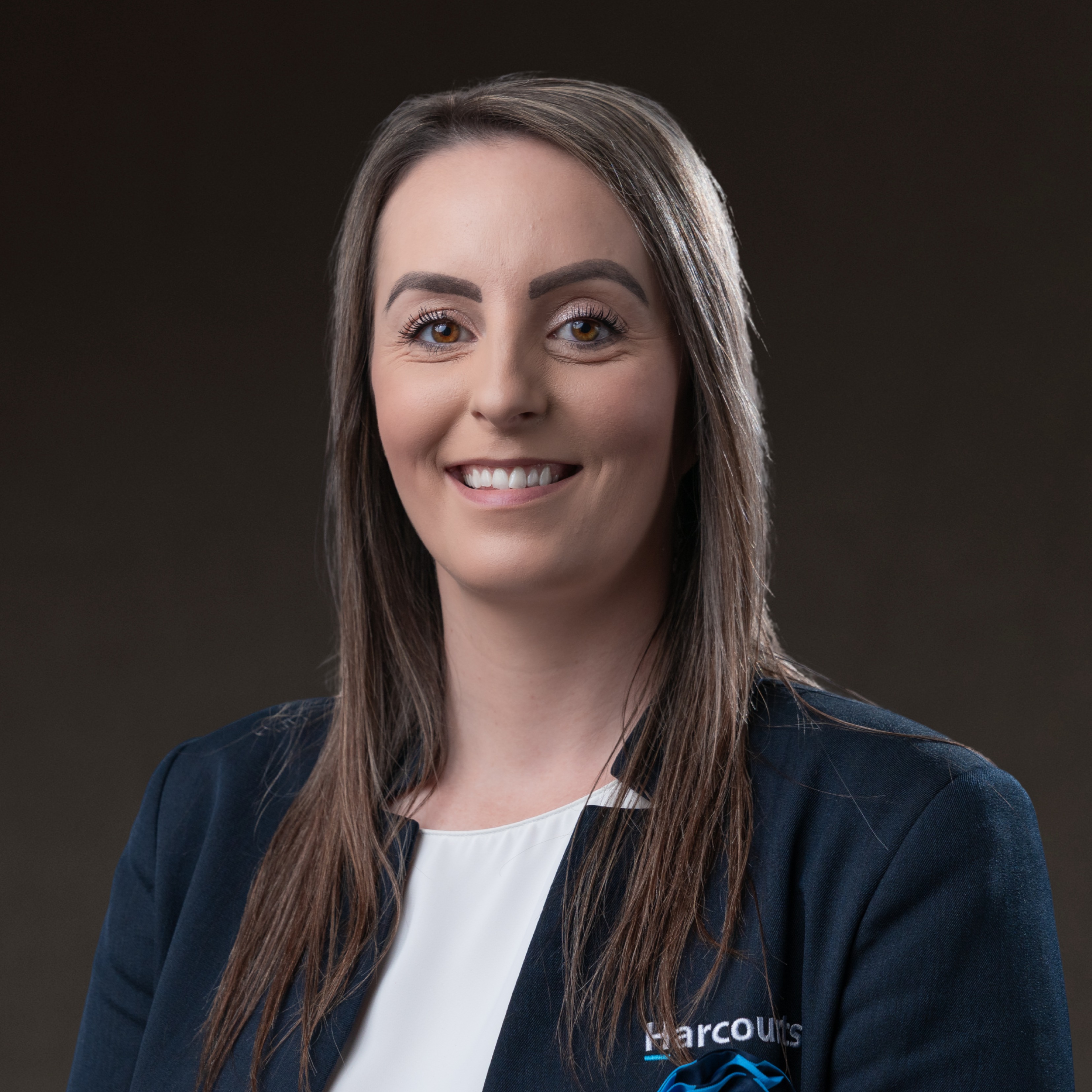 Danielle Winkler - Real Estate Agent in Ulverstone | Harcourts ...