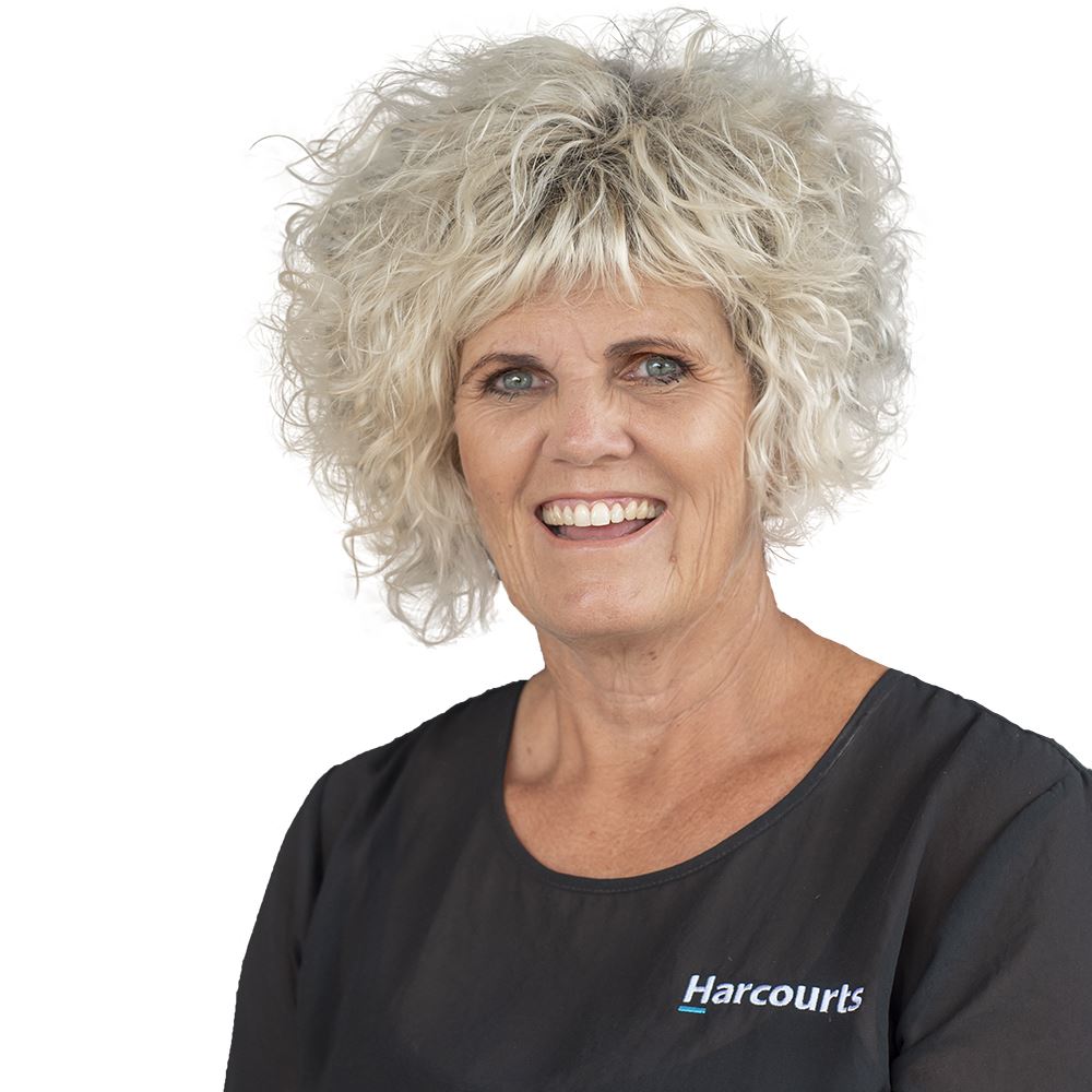 Andrea Deane | Business Owner | Harcourts Cambridge