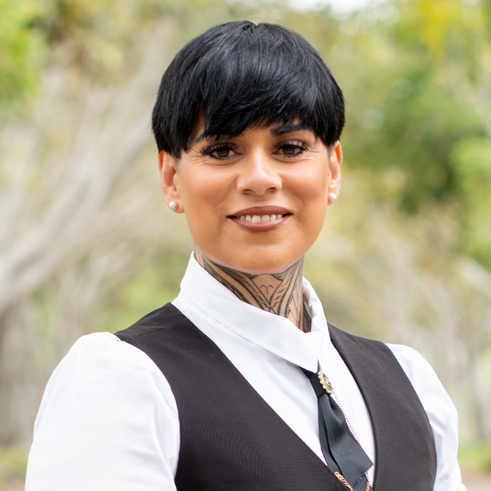 Shirley Lusty - Real Estate Agent in Augustine Heights | Harcourts ...