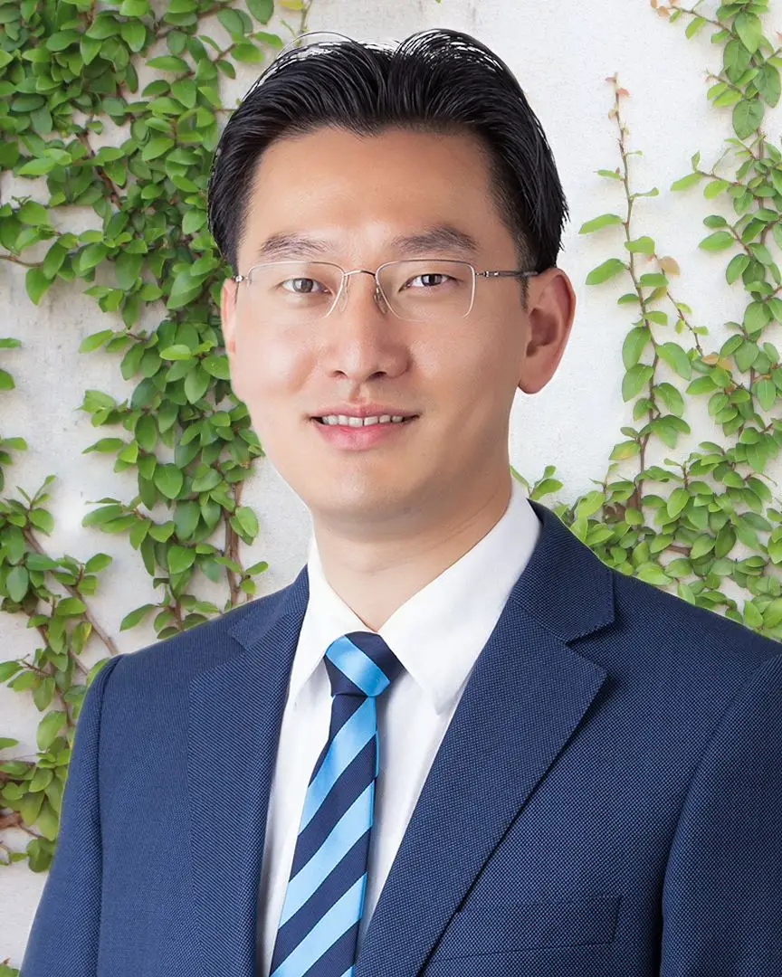 Siyuan Guo - Real Estate in Newmarket | Harcourts Newmarket