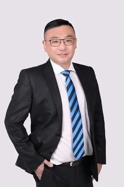 Harcourts Flat Bush People and Agents - Get in Touch