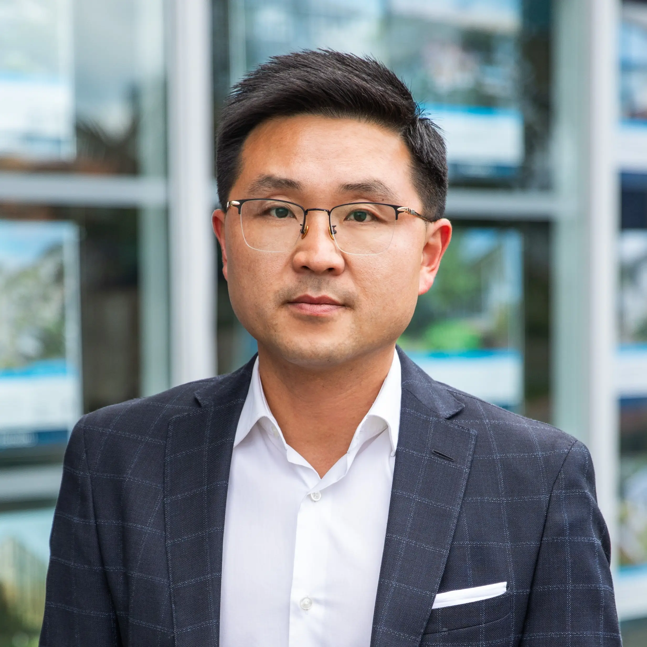 Barry He - Real Estate Agent in Hobsonville | Harcourts Hobsonville