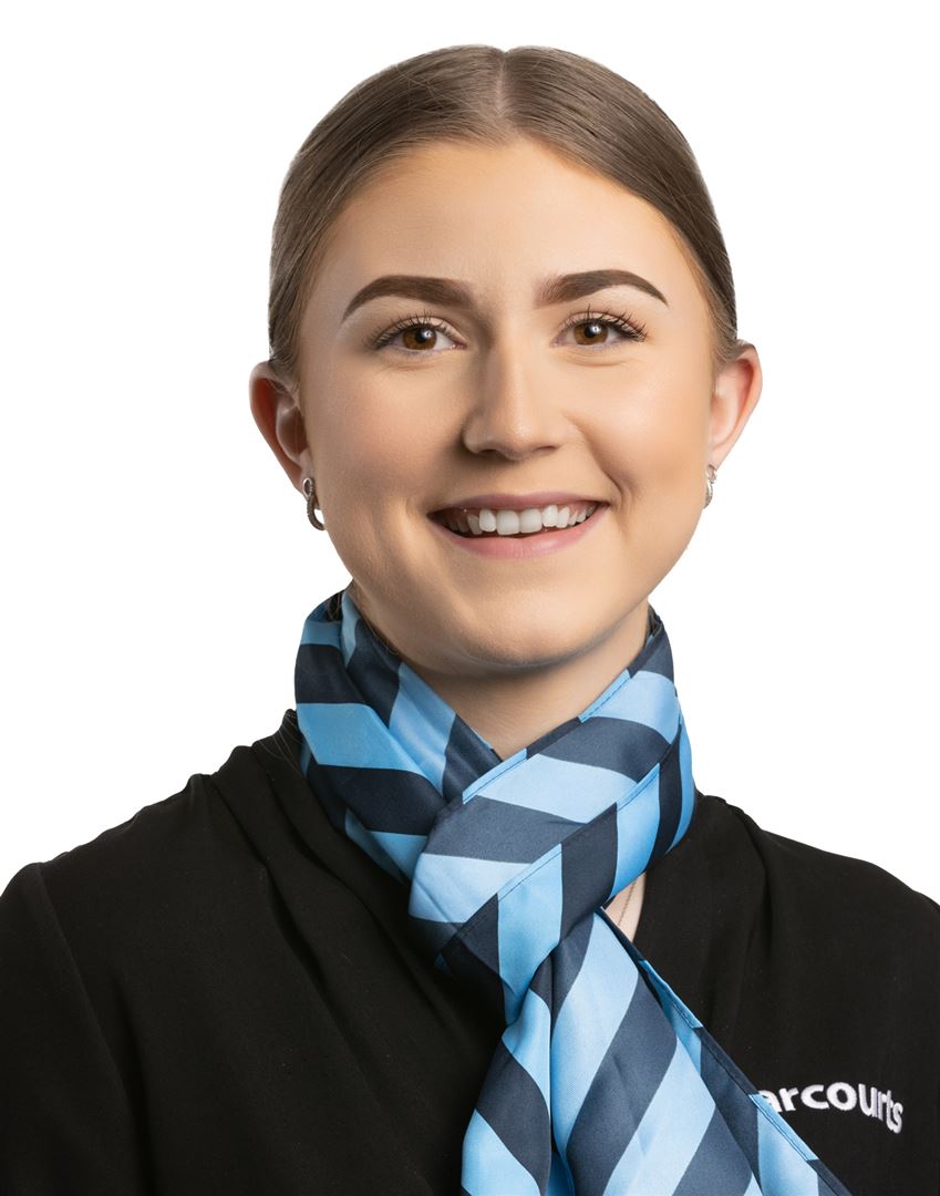 Emma Marsh | Office Administrator | Harcourts Tauranga Central