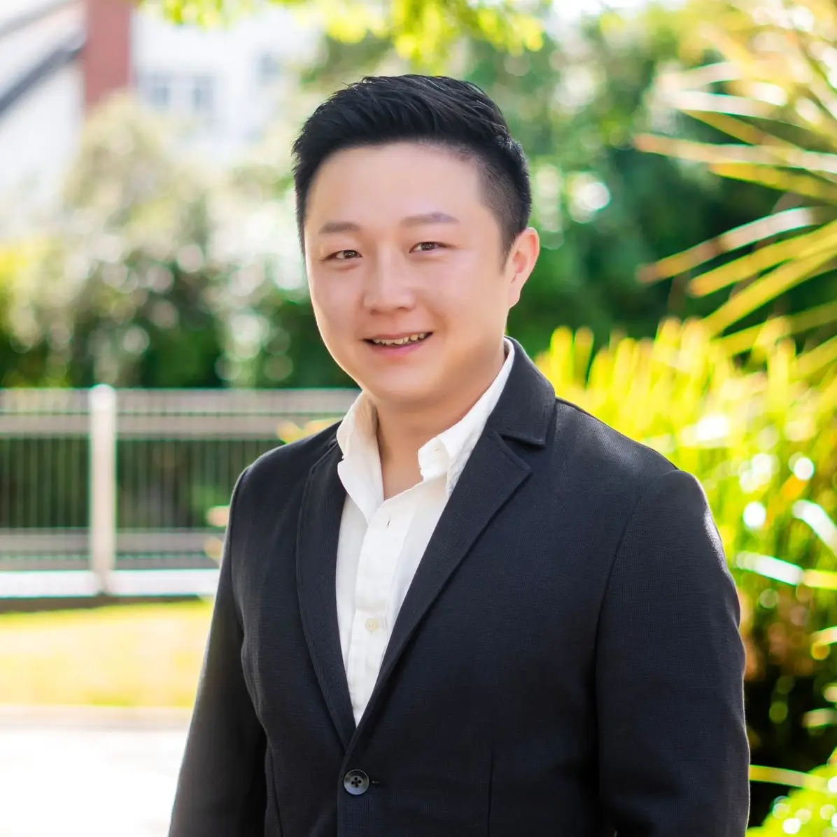 Max Luo - Real Estate Agent in Newmarket | Harcourts Newmarket