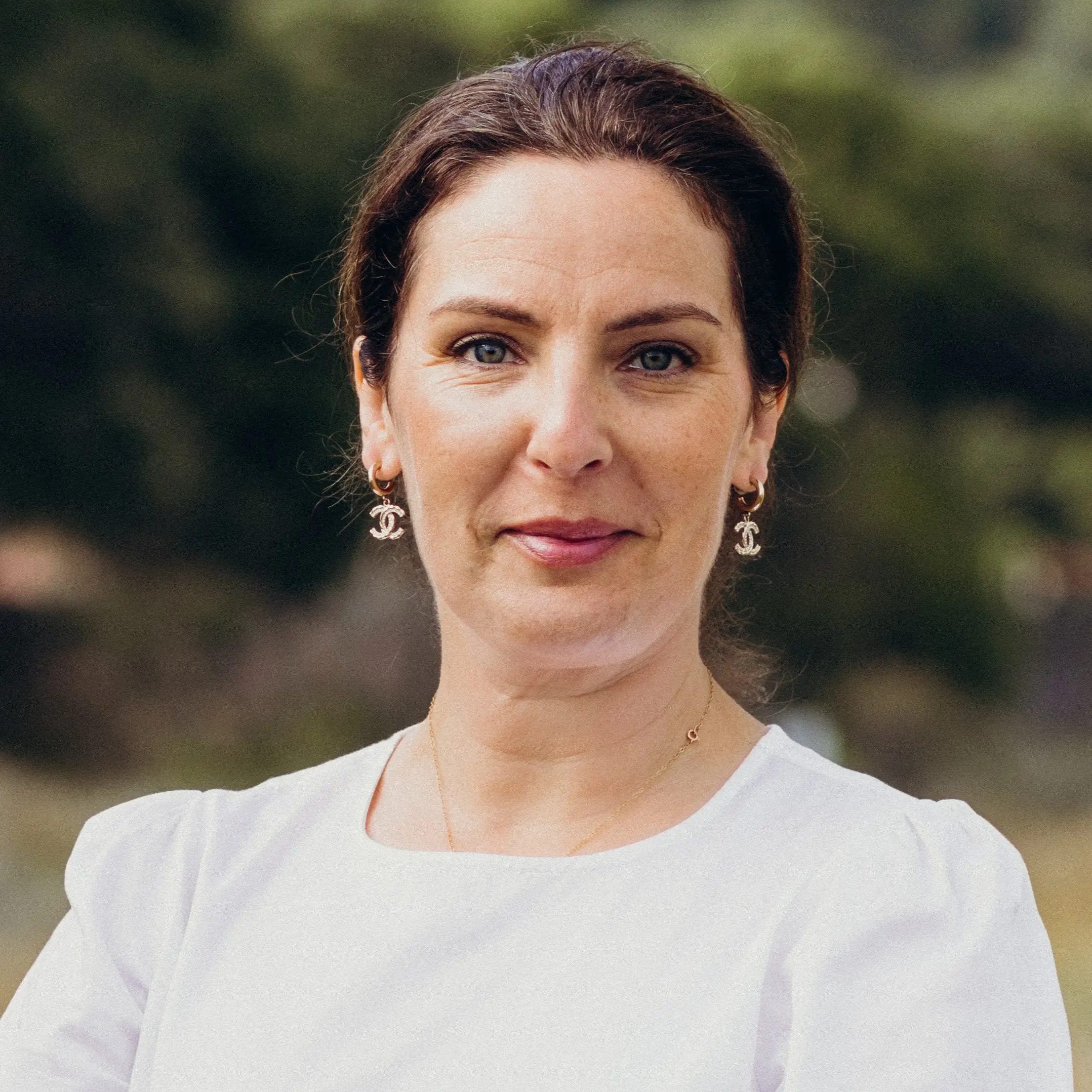 Elsa Andrews - Real Estate Agent in Lower Hutt Central | Harcourts ...