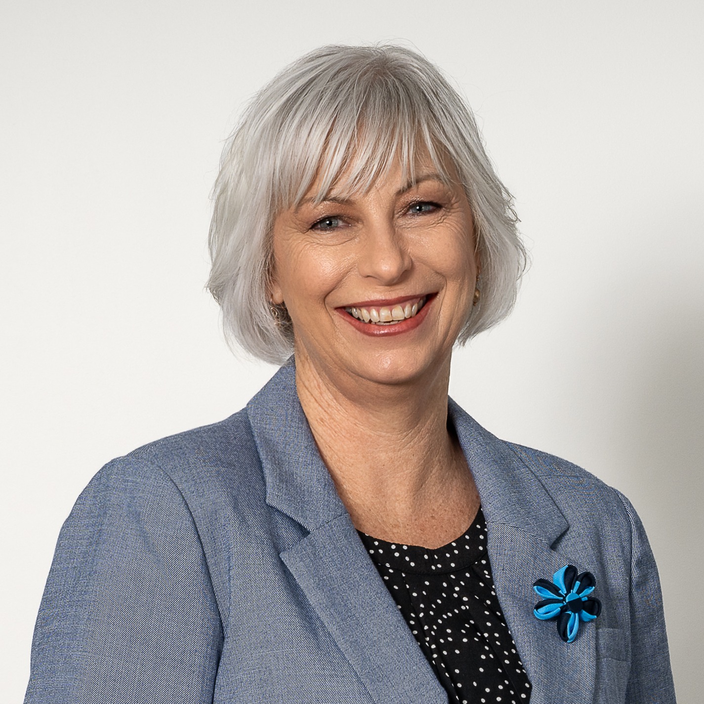 Sharon Young - Real Estate Agent in Taradale | Harcourts Taradale