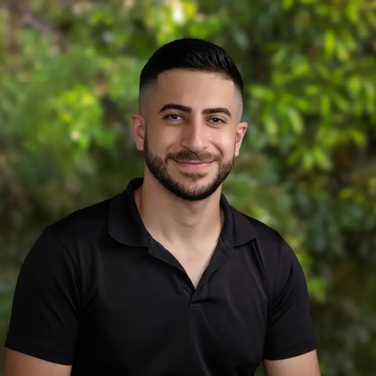 Harcourts Refined People and Agents - Get in Touch