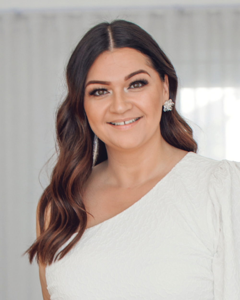 Jessica Melling - Real Estate Agent in Mermaid Beach | Harcourts ...