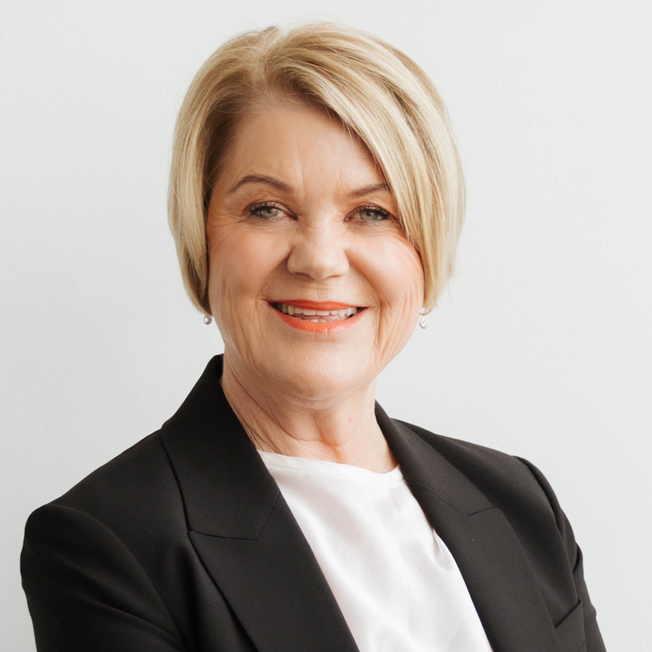 Alison Aitken - Real Estate Agent in Addington | Harcourts Christchurch ...
