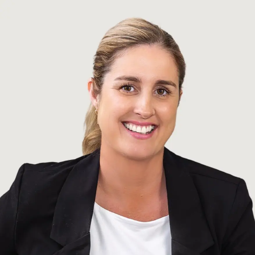 Shae Mentink - Real Estate Agent in Oxley | Harcourts Marketplace