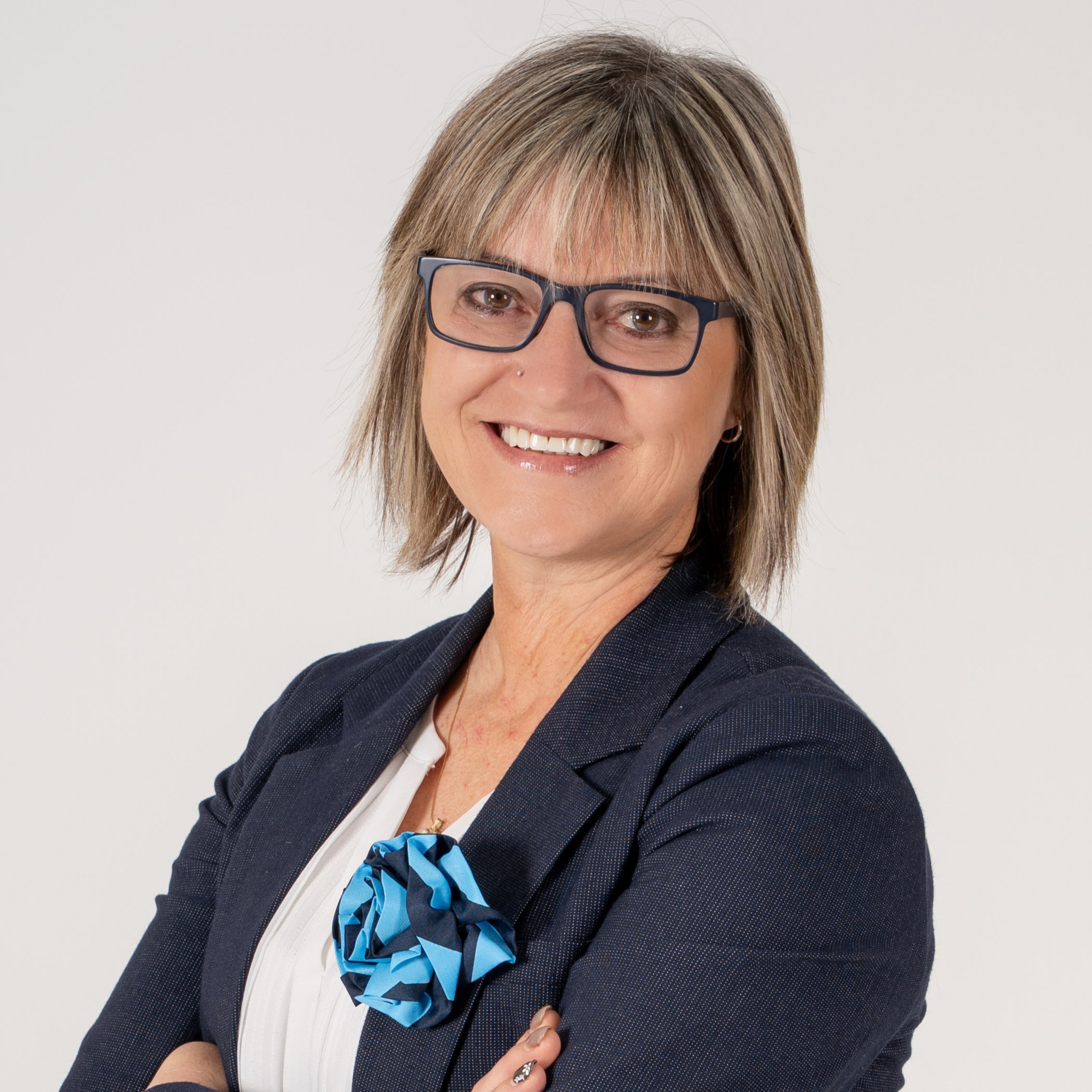 Lindie Howe - Monarch Southwest Real Estate Team | Harcourts Te Awamutu
