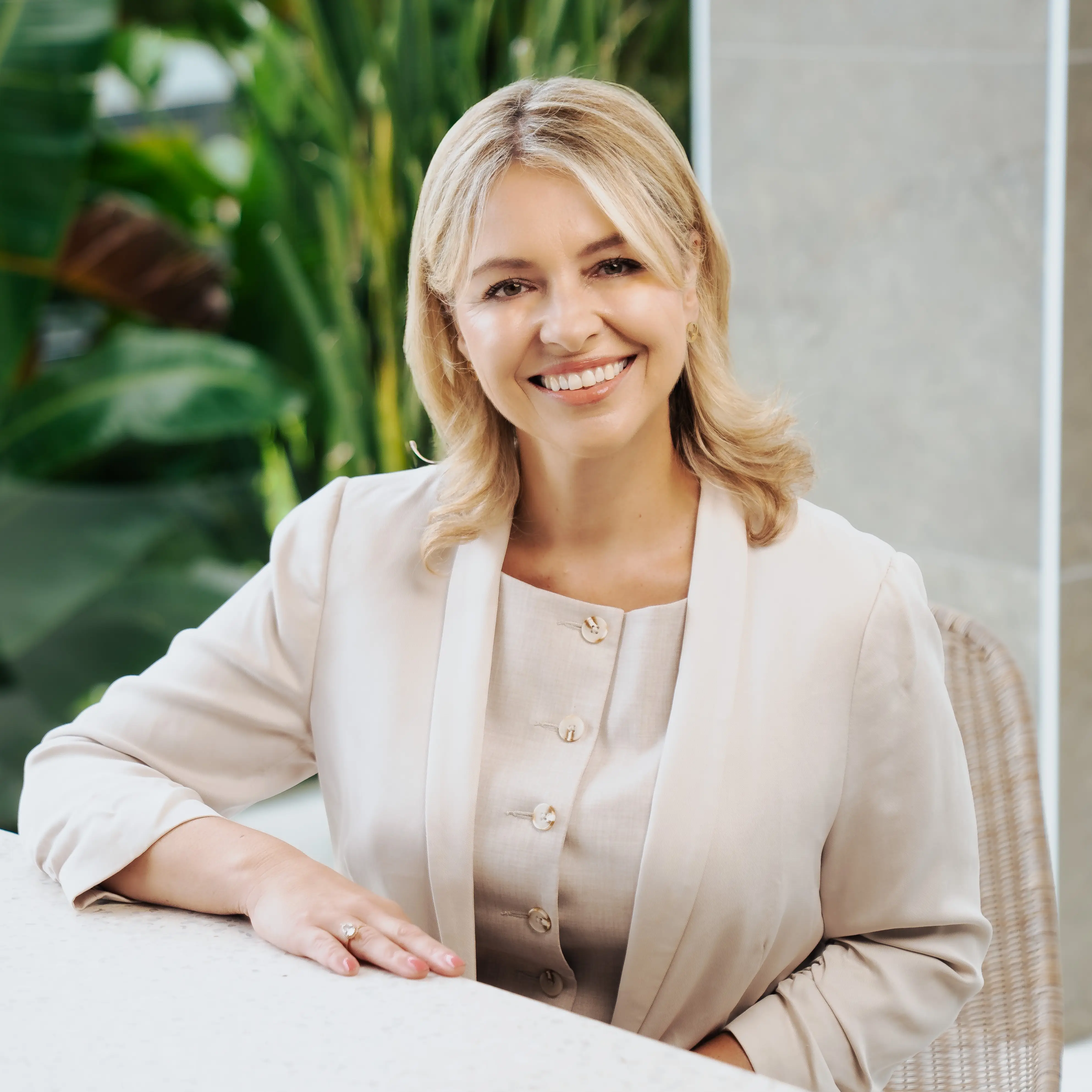 Sandie Smith - Real Estate Agent in Broadbeach Waters | Harcourts ...