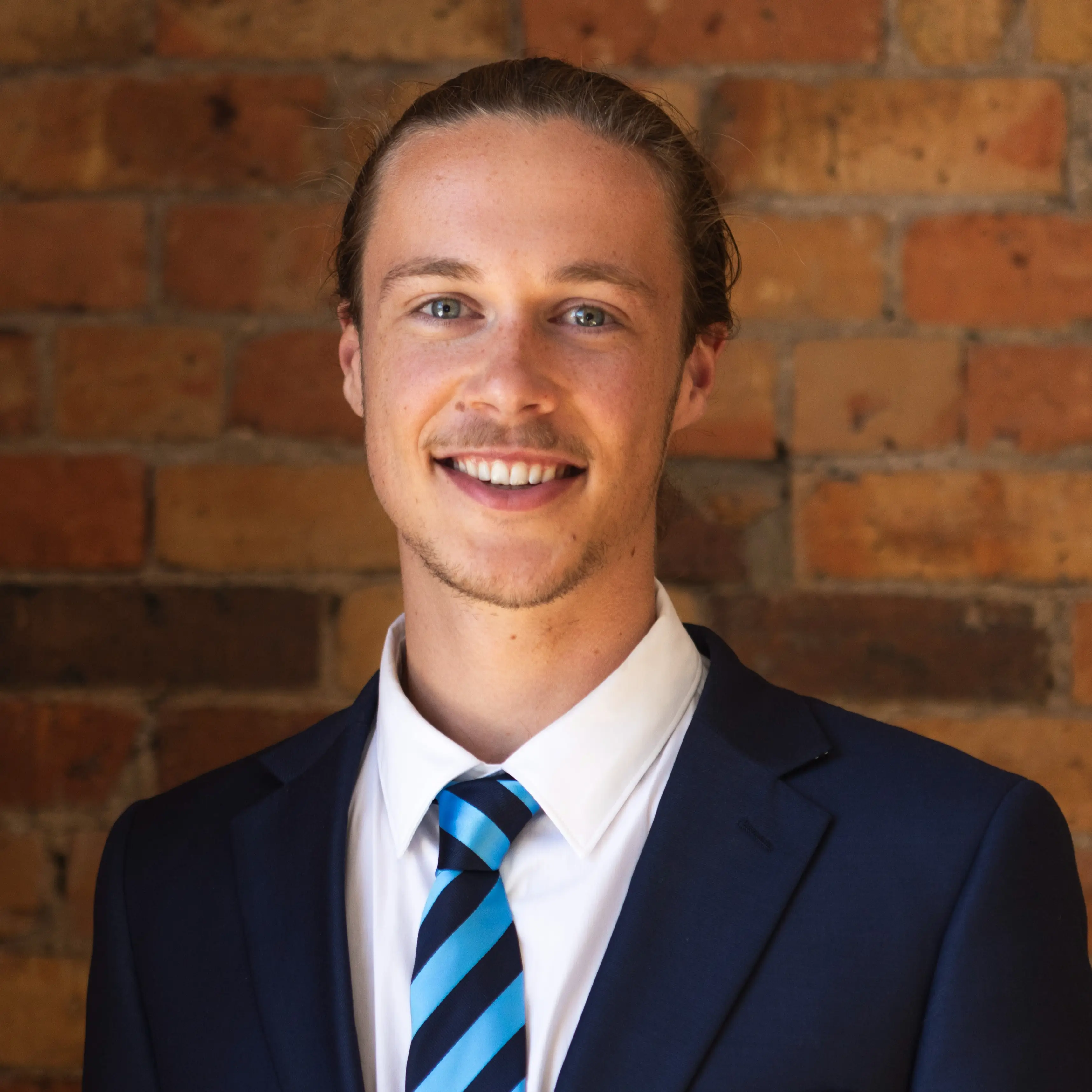 Harcourts Ulverstone & Penguin People and Agents - Get in Touch