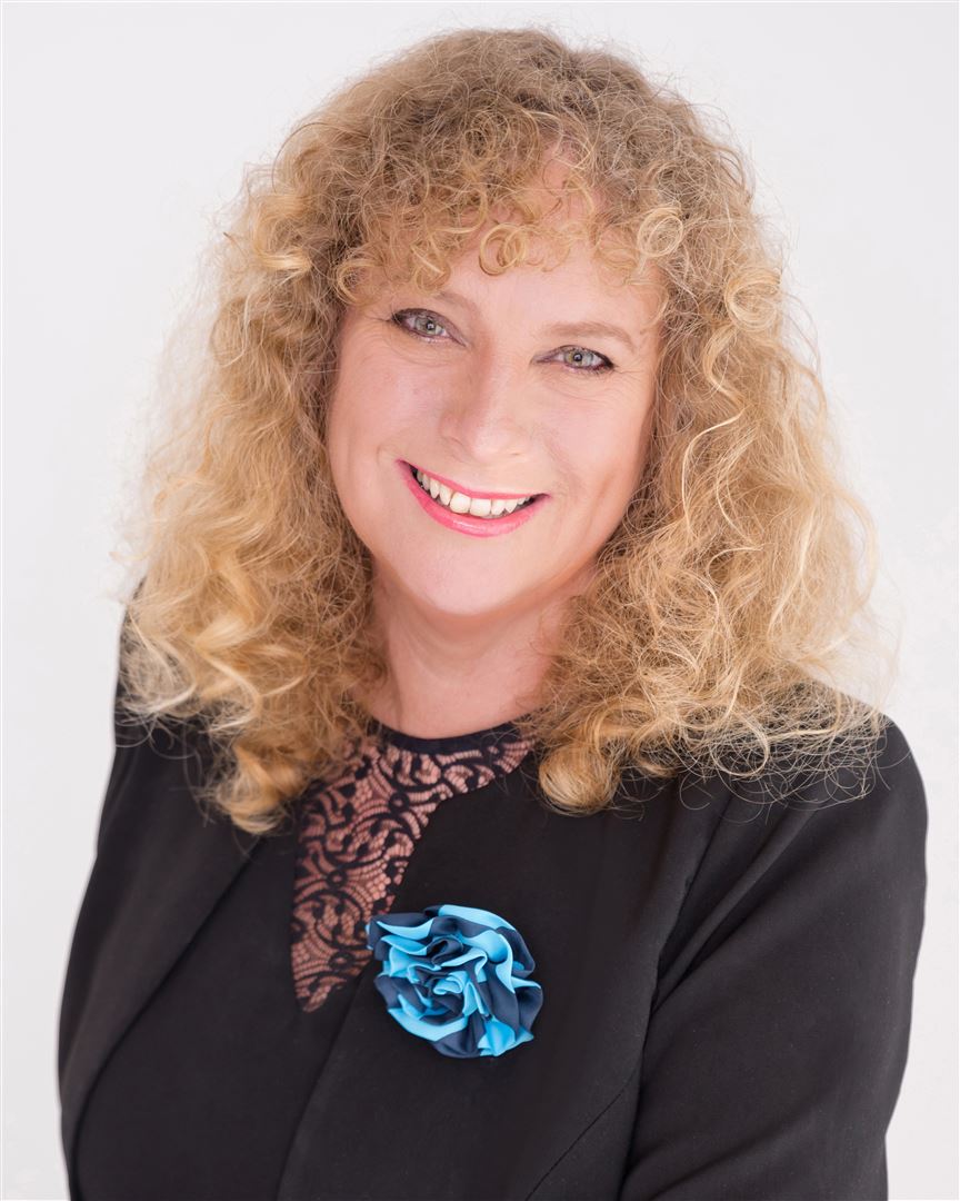 Carolynn James - Real Estate Agent in Massey | Harcourts Northwest Realty