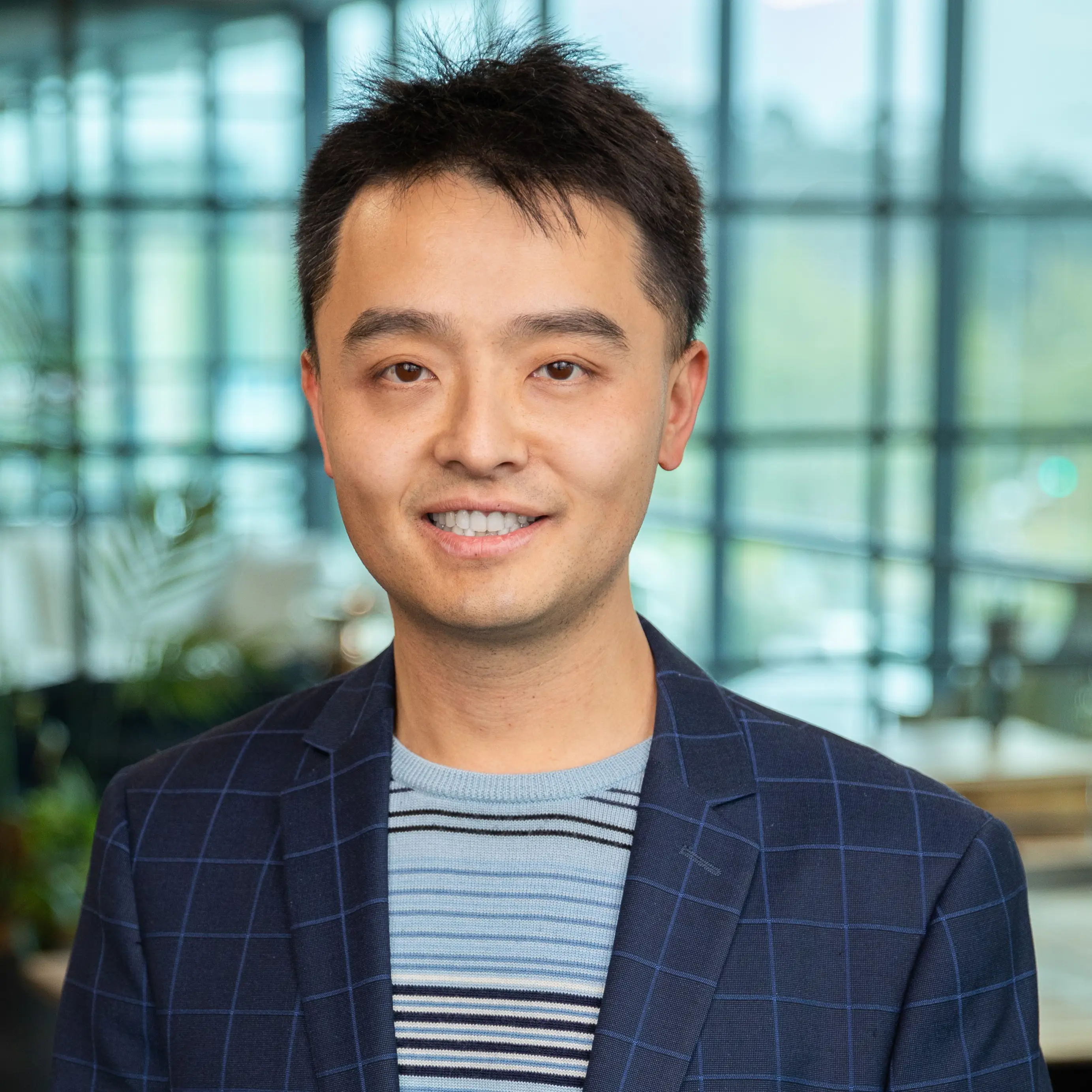 Dian Zheng | Sales Consultant & Team Vinson | Harcourts Orewa