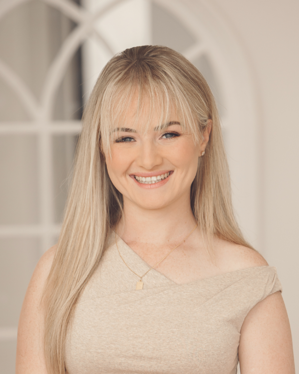 Isabella Cross-Winston - Real Estate Agent in Robina | Harcourts ...